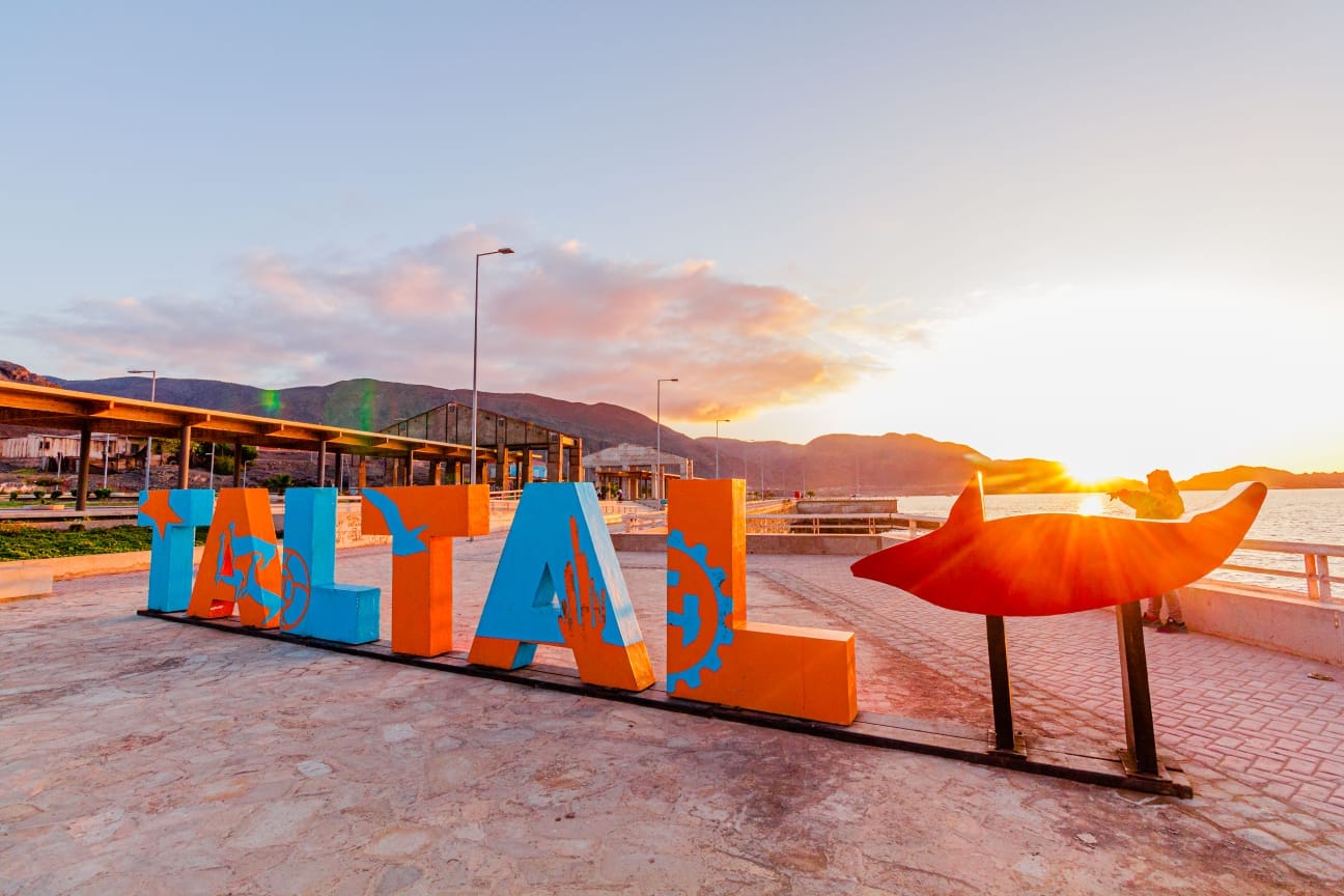 9:00 horas visita de delegaciones municipales a Paranal